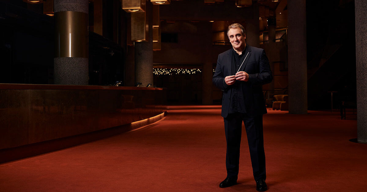 Maestro Martín renews commitment to… | Melbourne Symphony Orchestra